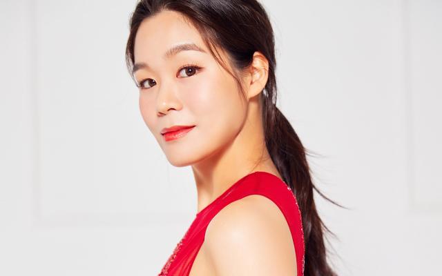 Get to know Esther Yoo | Philharmonia